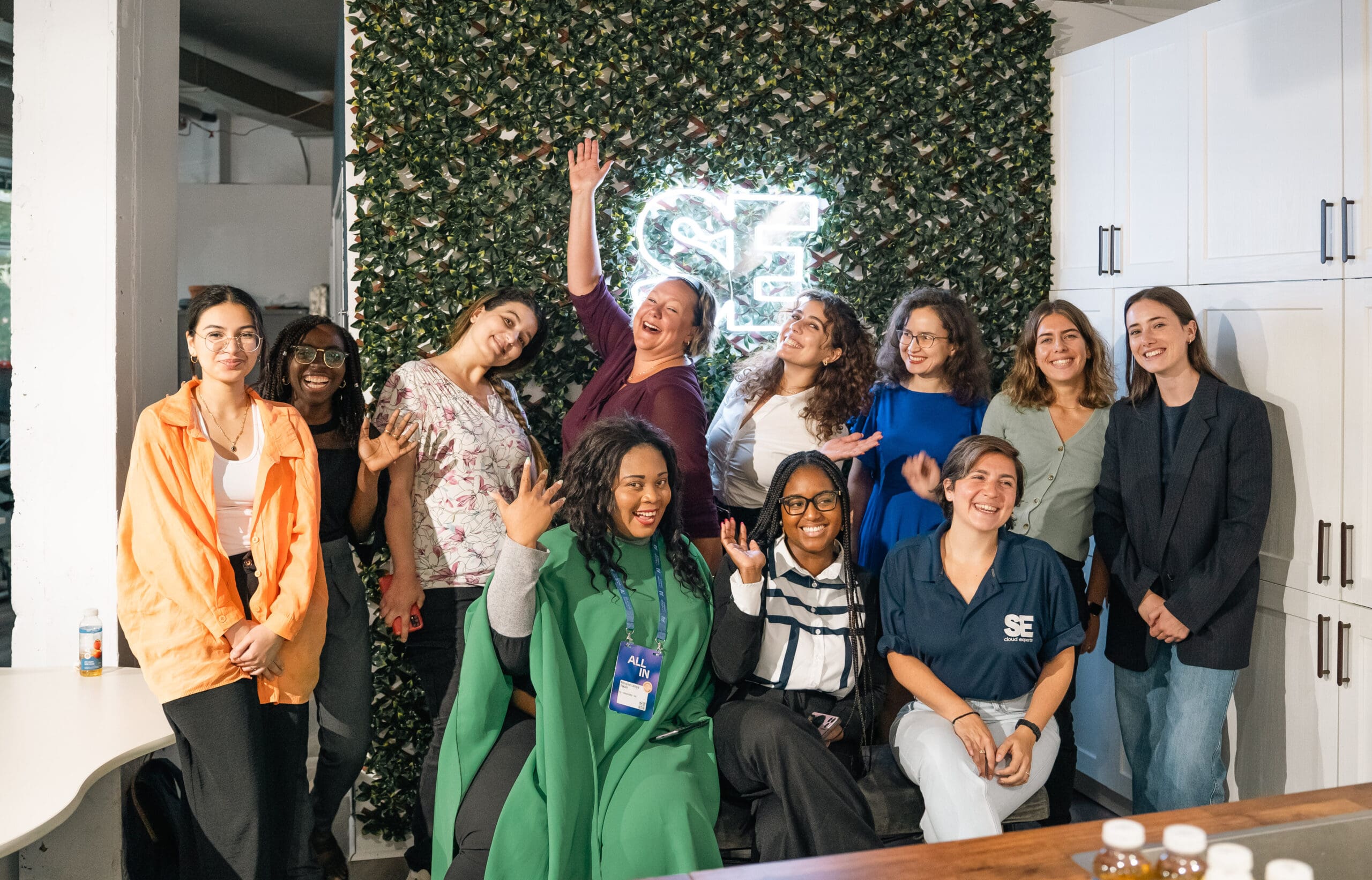 SE Cloud Experts inspire la relève féminine en TI avec DigiWomen